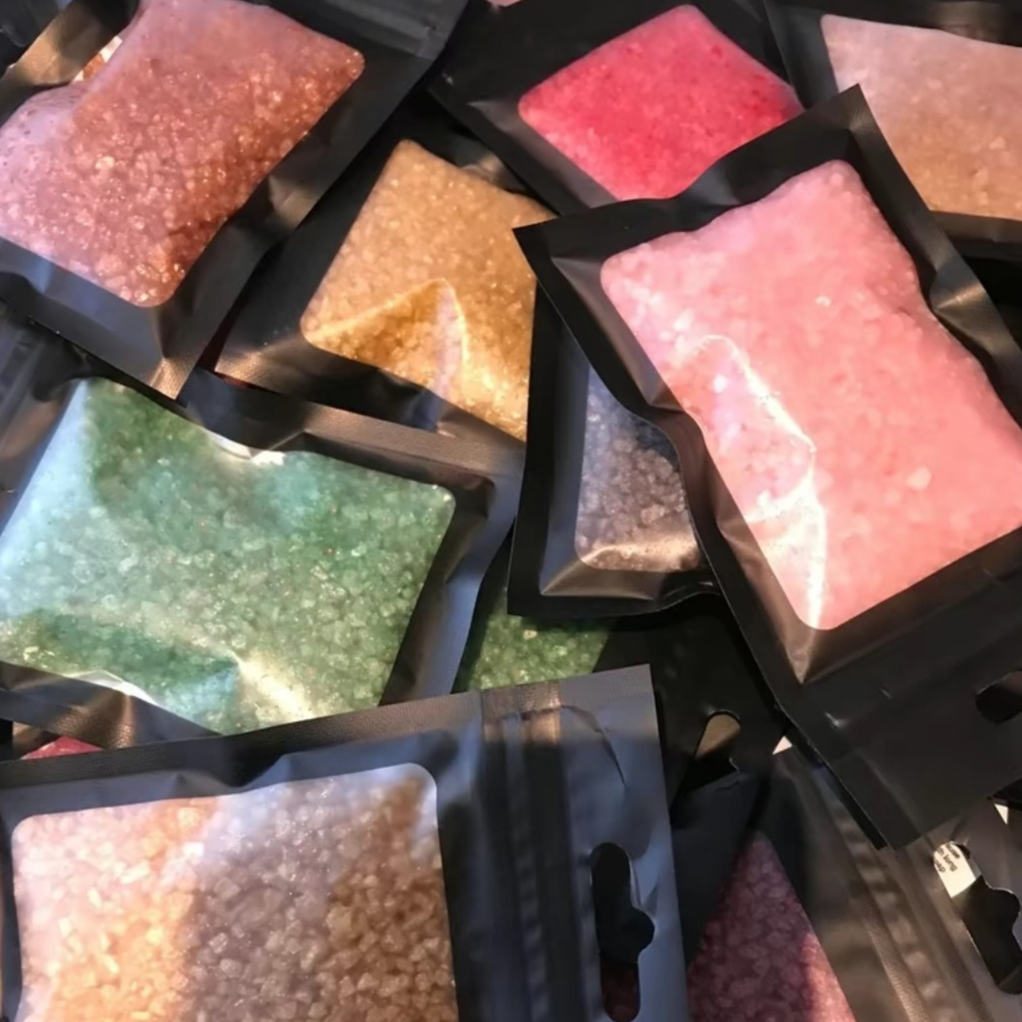 Sizzler Sample Box – Aromasaurus